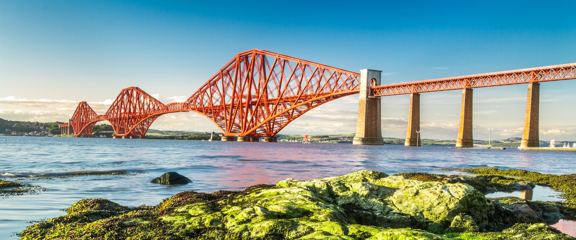 9 Breathtaking Bridges Around the World